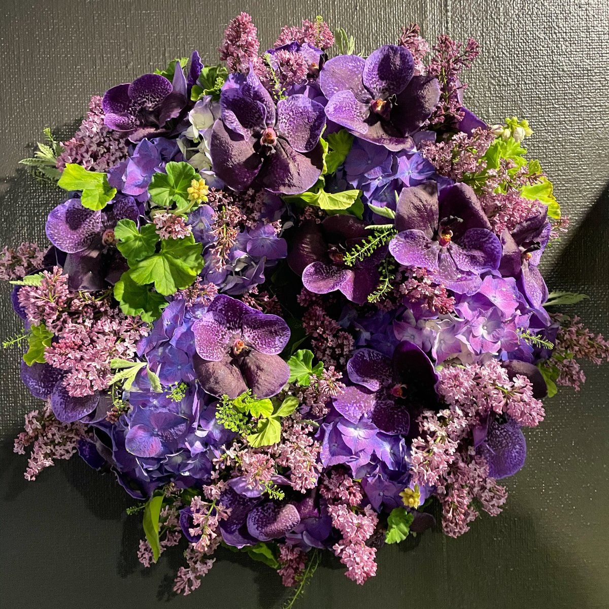 Blå/lilla krans - Kranse - Blomster by Walgaard